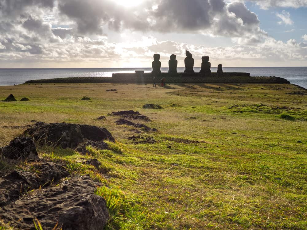 11 Lugares Turísticos para Visitar en la Isla de Pascua - VisitarChile