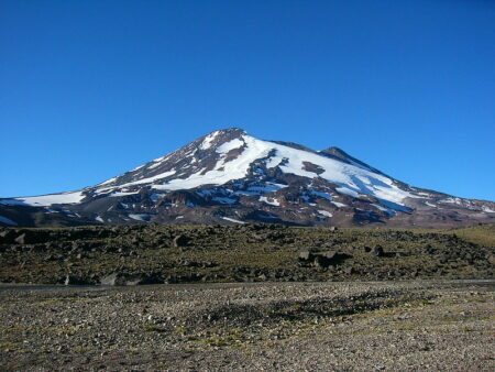 Explorando el Majestuoso Volcán Maipo - VisitarChile